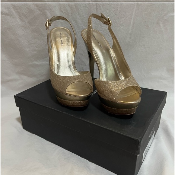 Pelle Moda | Shoes | Pelle Moda Gold Glitter Platform Heels | Poshmark